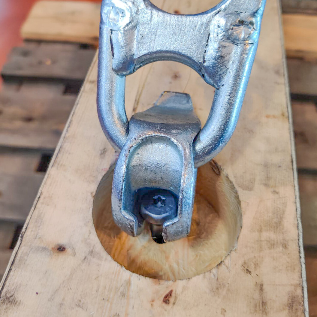 La vis SSH est compatible au levage de panneaux bois | Simpson Strong-Tie